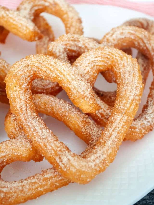 How to Make Churros at Home: Easy and Delicious Recipe! | Little House ...